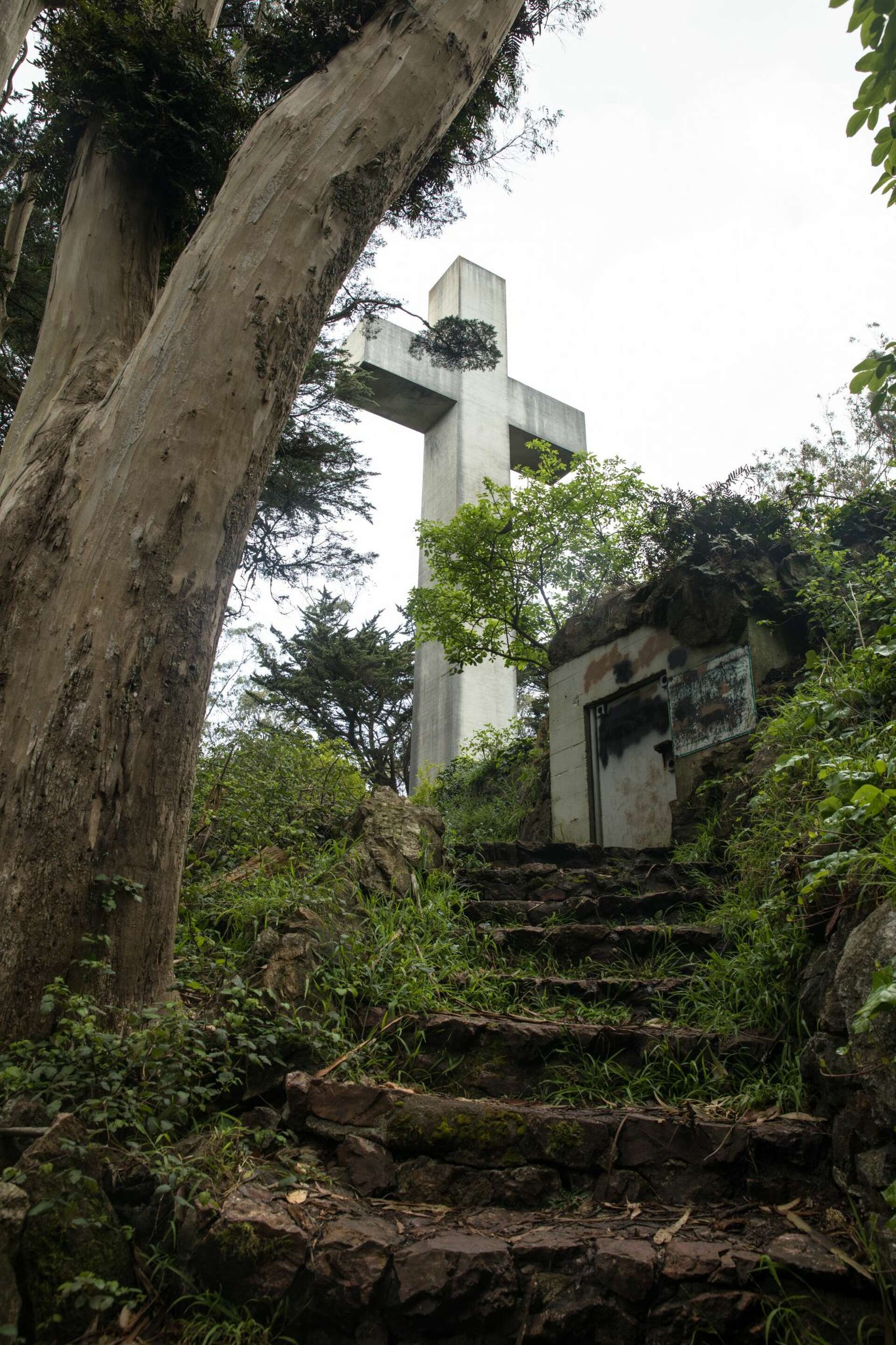 A dramatic hike to a towering cross, right in the middle of San Francisco