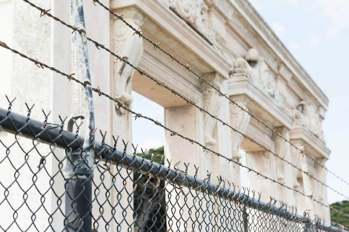 The largest pool in the U.S. was once in San Francisco