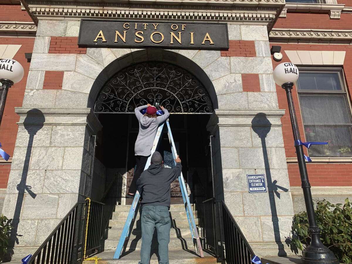 Ansonia teacher reworks 'Piano Man' as show of unity against coronavirus
