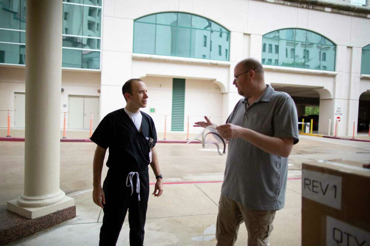 ‘This feels like Harvey’: Houston volunteers help make personal ...