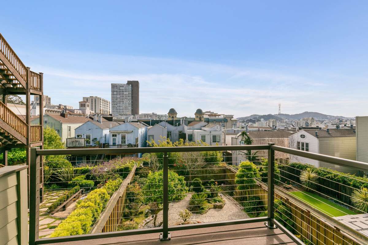 4-level Pac Heights condo for sale for $3.75M, first time in 43 years