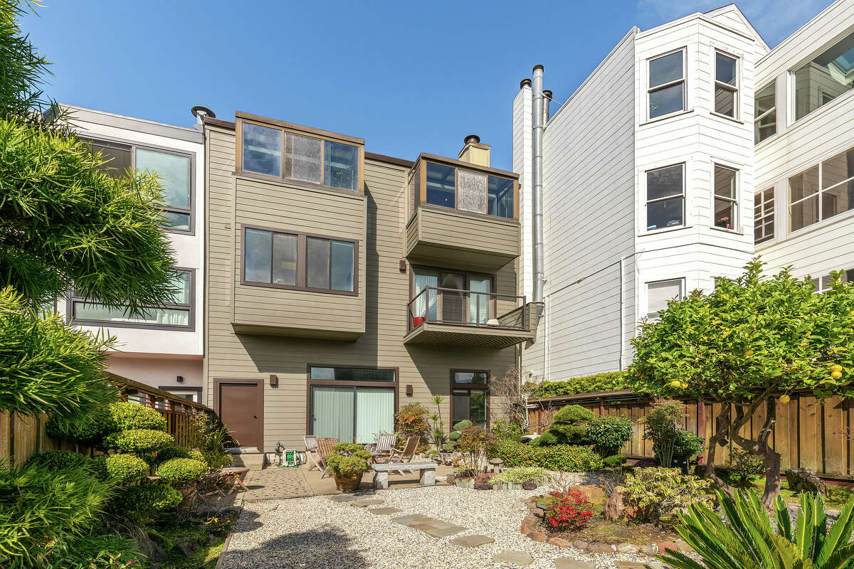4-level Pac Heights condo for sale for $3.75M, first time in 43 years