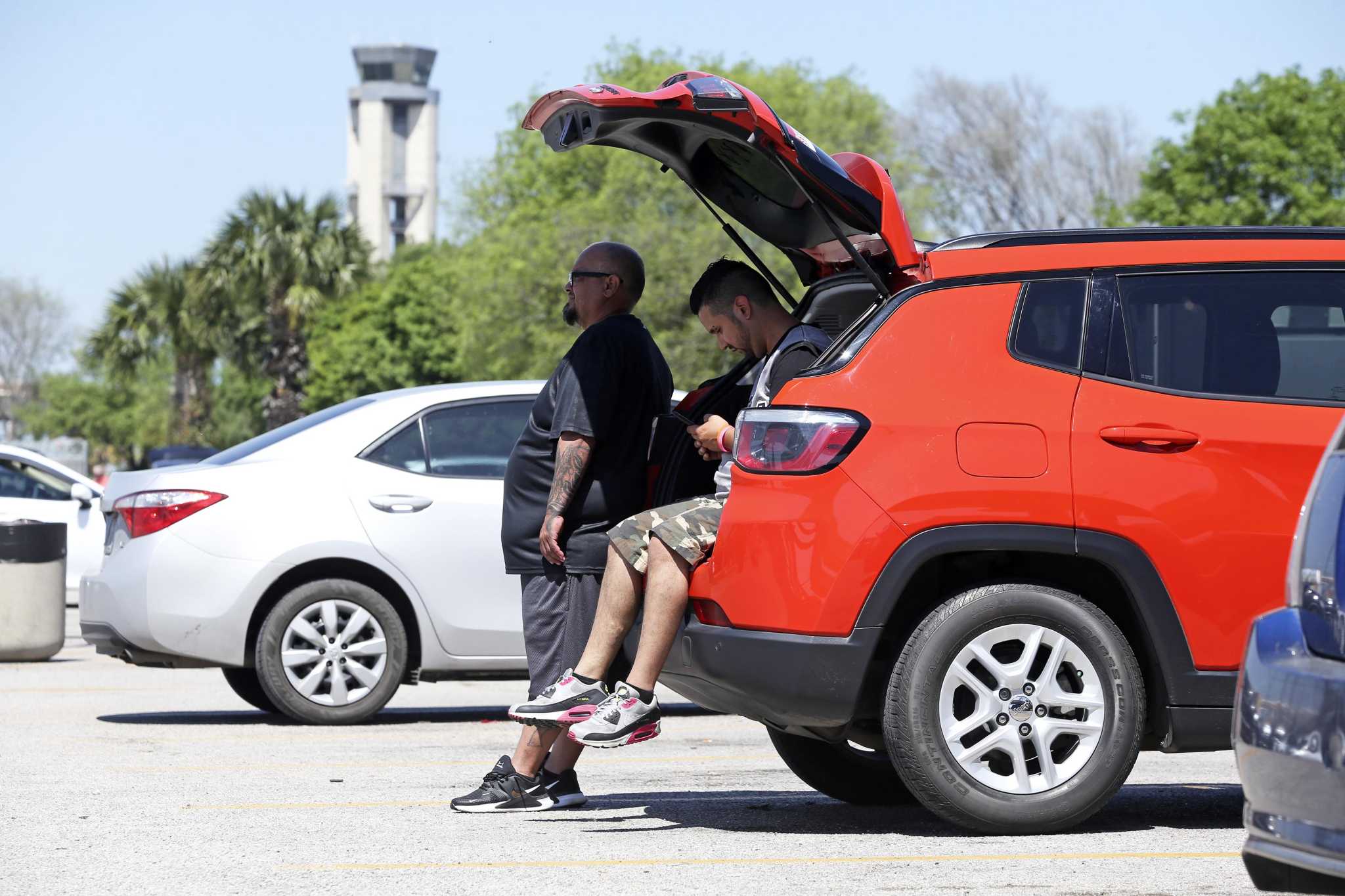 Ride-hail drivers brace for the further collapse of San Antonio ridership