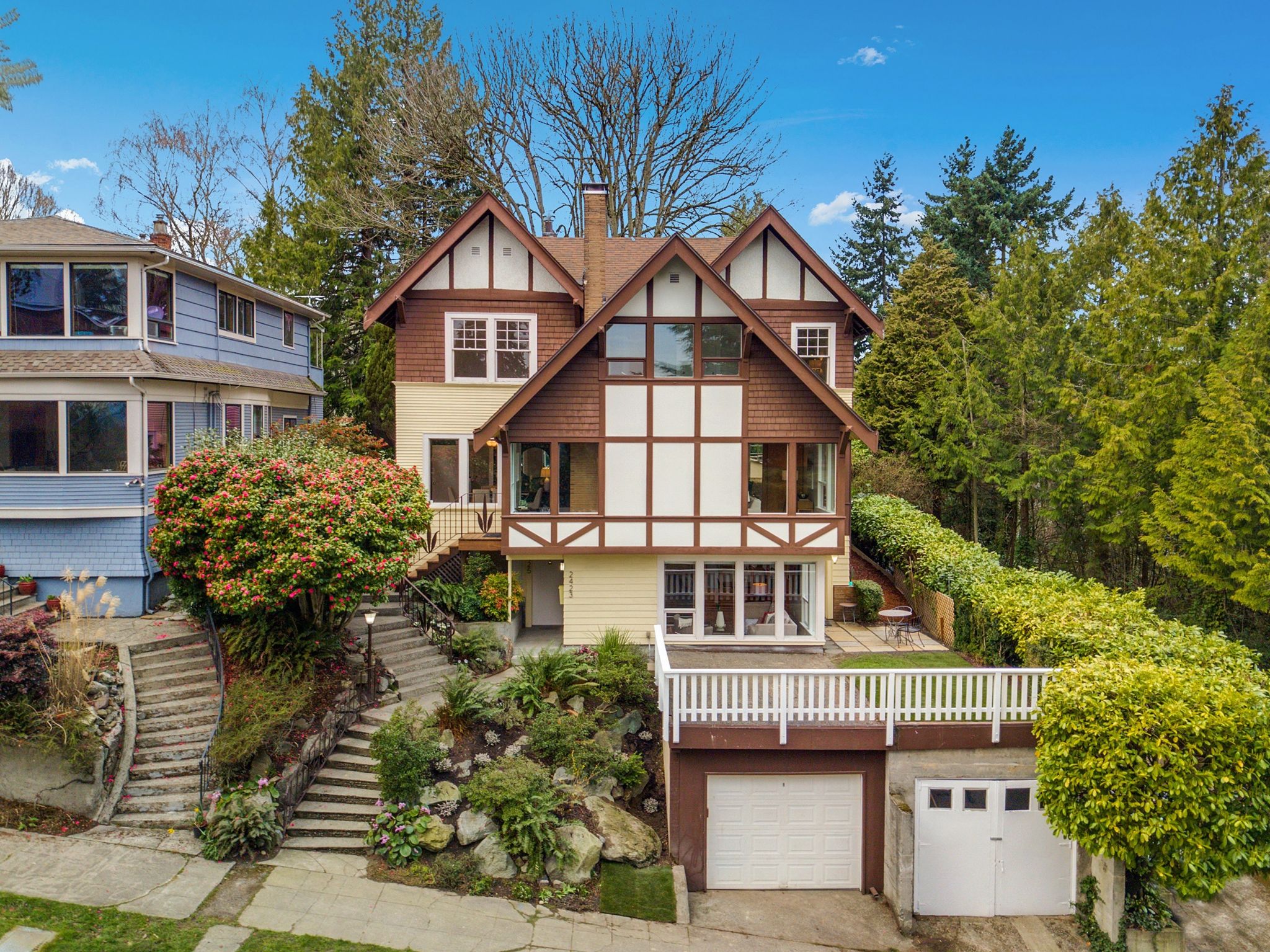 $1.6M Seattle beauty offers architecture, history and rental income