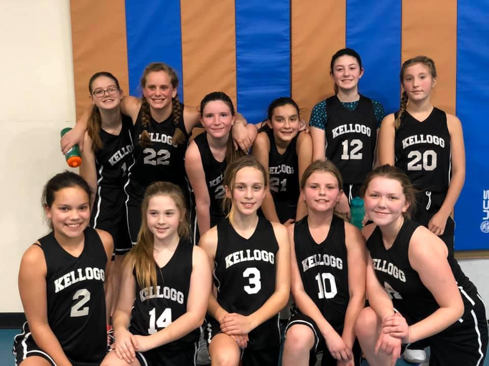 Consolidated hoops team shows teamwork, school spirit