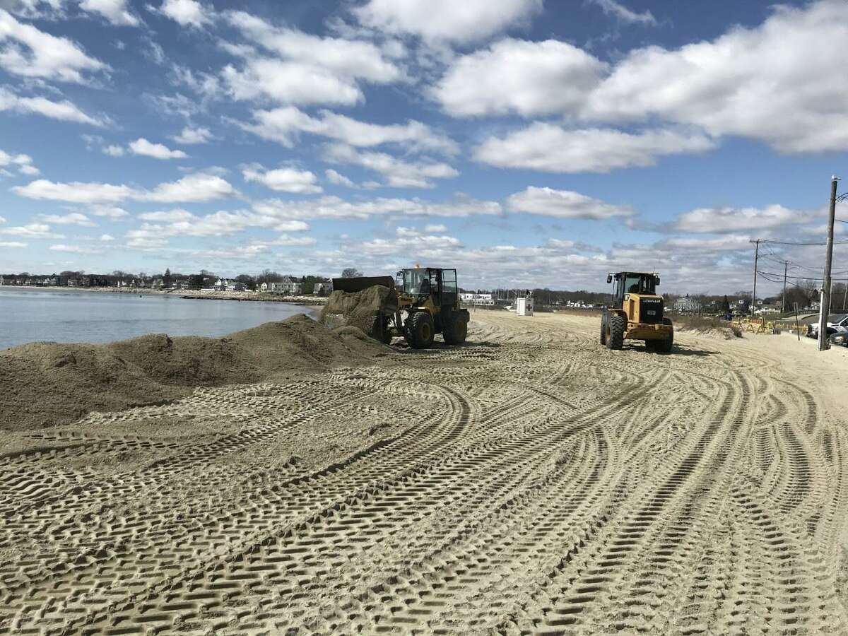 Gulf Beach gets retaining wall extension, early regrading