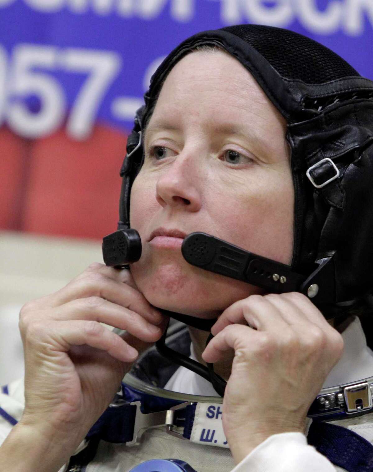 Houston-born astronaut Shannon Walker to ride on SpaceX Crew Dragon to ...