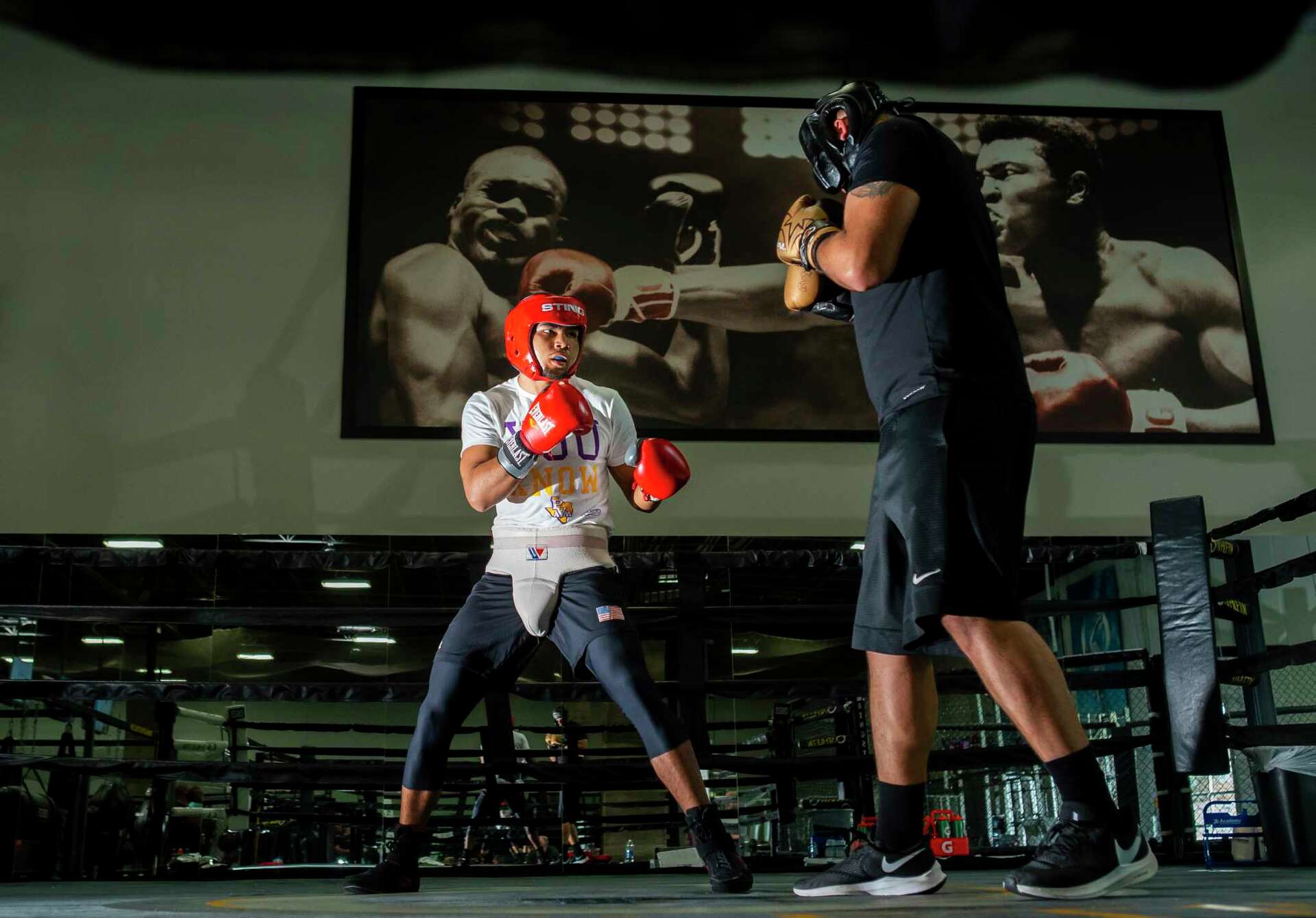 For Darius Fulghum, a balance of boxing and medical career in ...