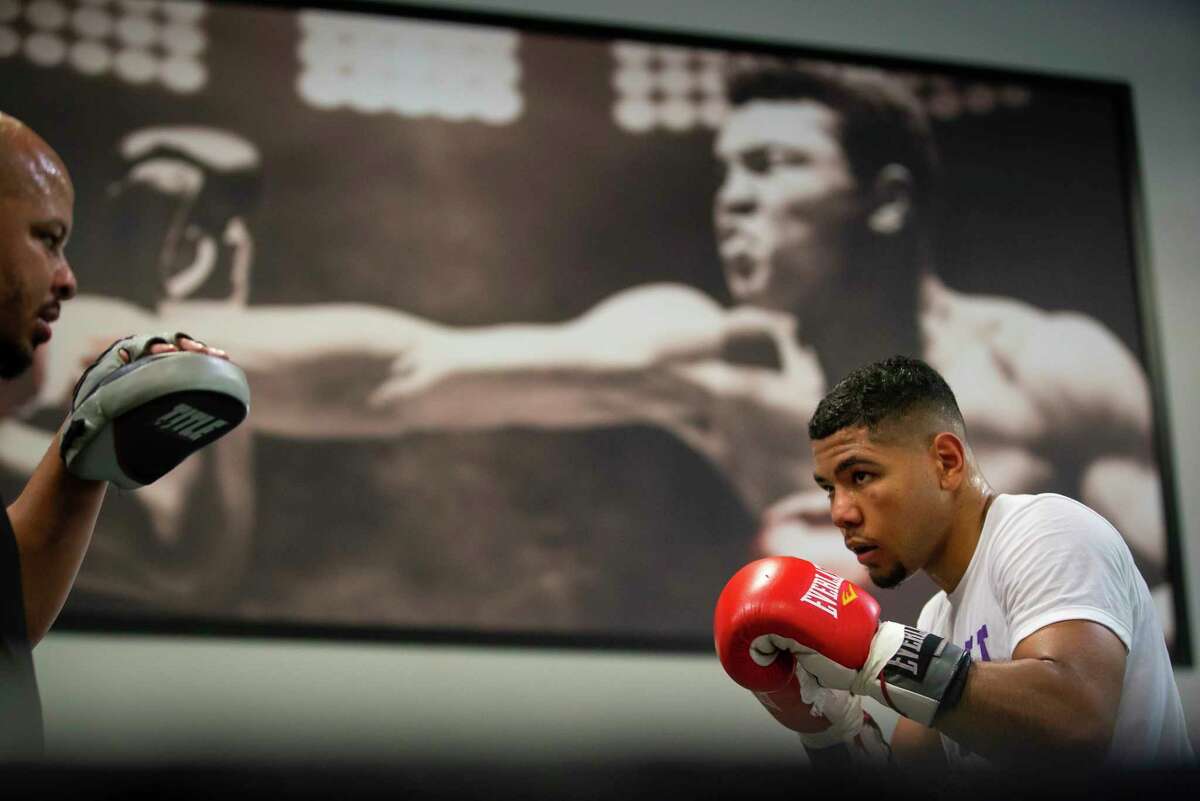 For Darius Fulghum, a balance of boxing and medical career in ...