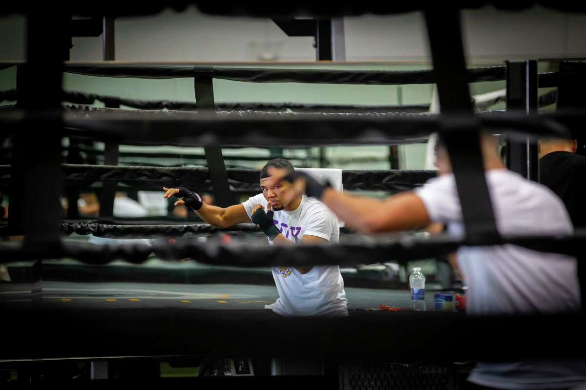 For Darius Fulghum, a balance of boxing and medical career in ...