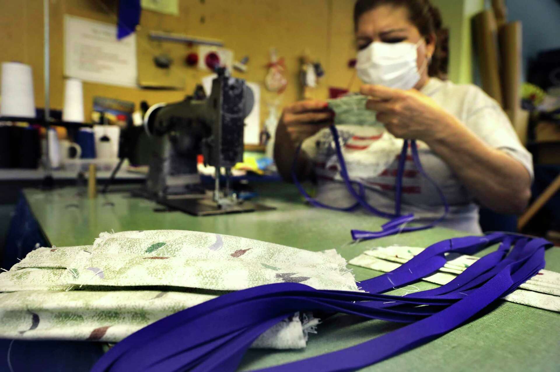 With business sinking, Dixie Flag, other San Antonio firms turn to face ...