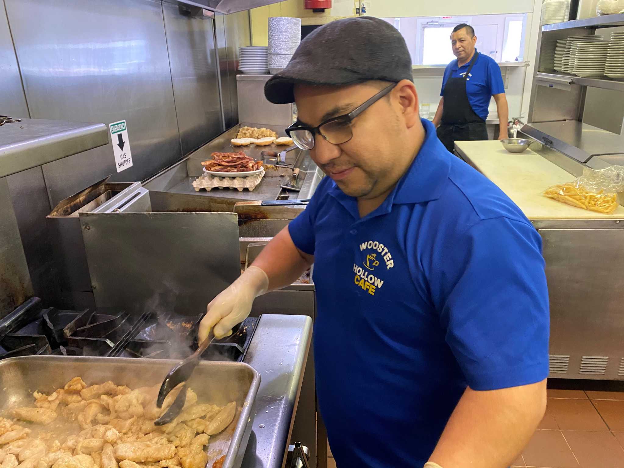 Lunch-bucket brigades sprout across state to feed besieged doctors, nurses