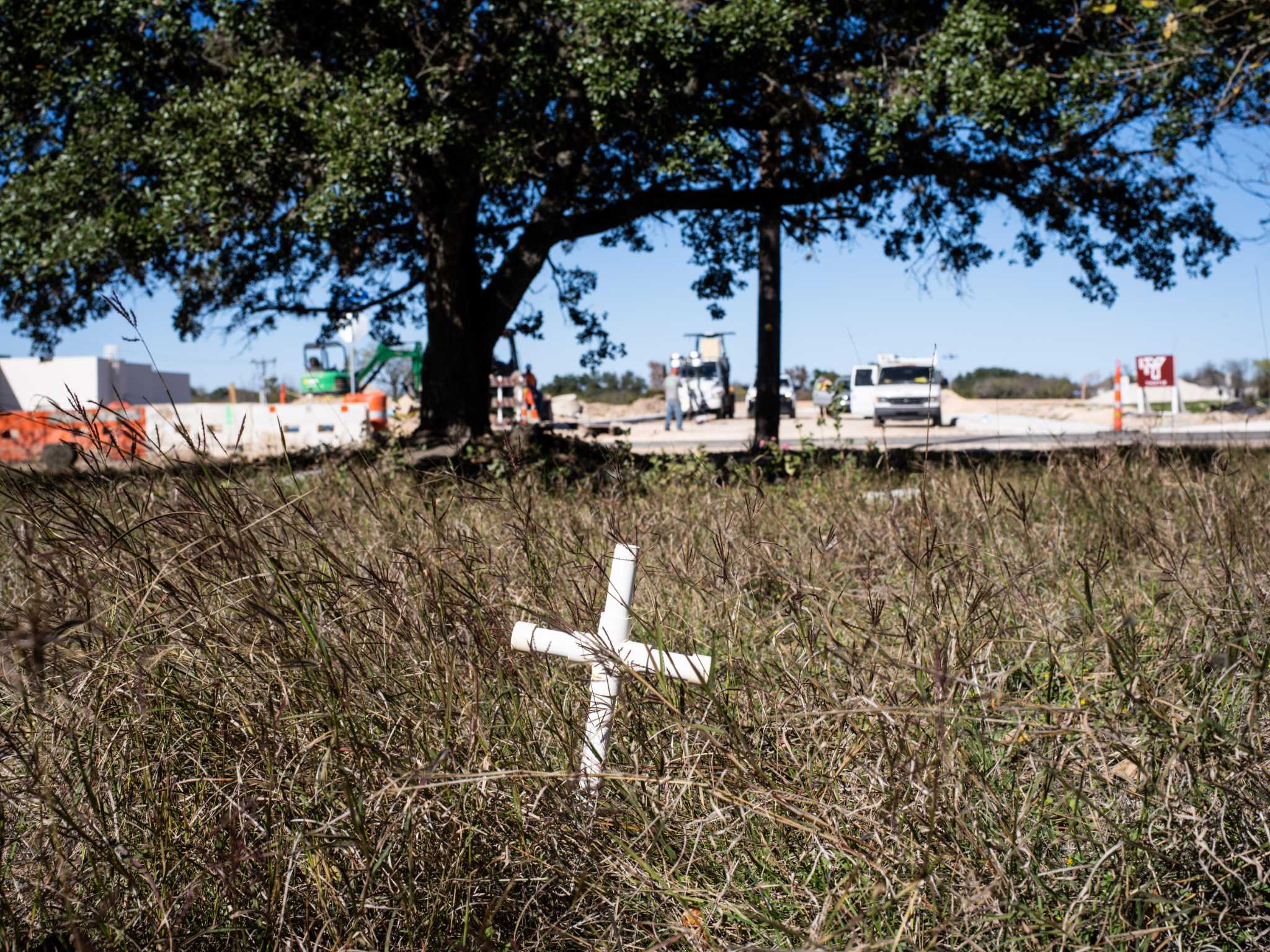 Owners who have animals buried at San Antonio pet cemetery told to ...