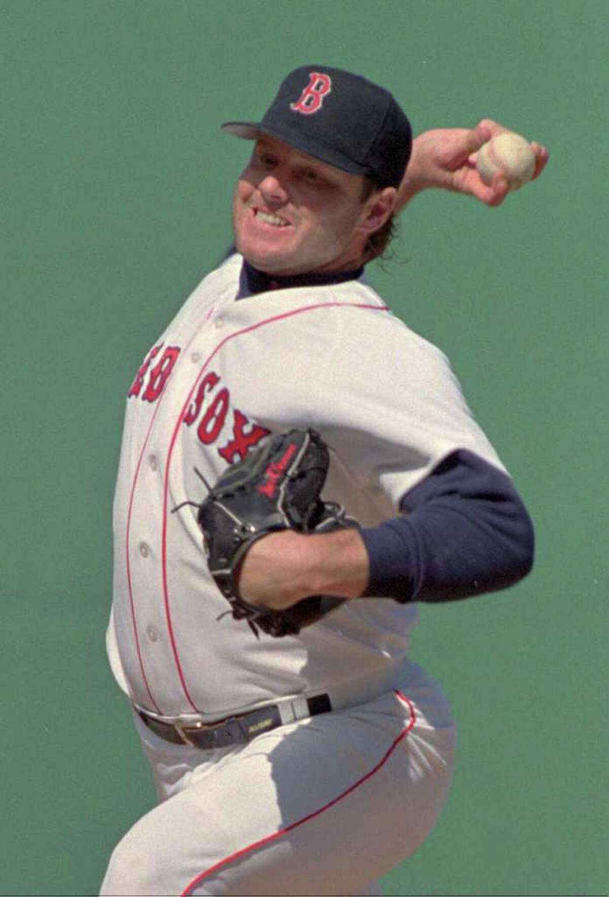Roger Clemens charged with perjury in steroid case