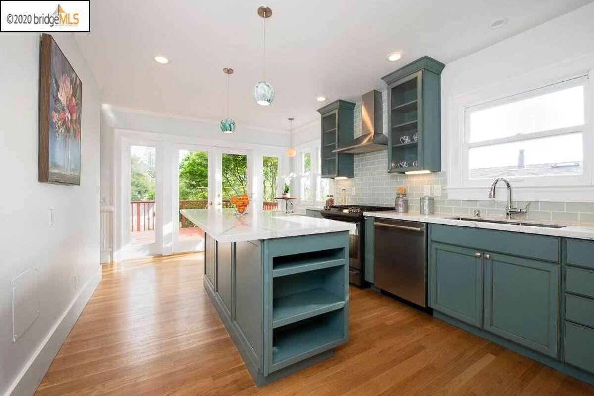 Berkeley home with treehouse & Japanese tea room-style gazebo for sale ...