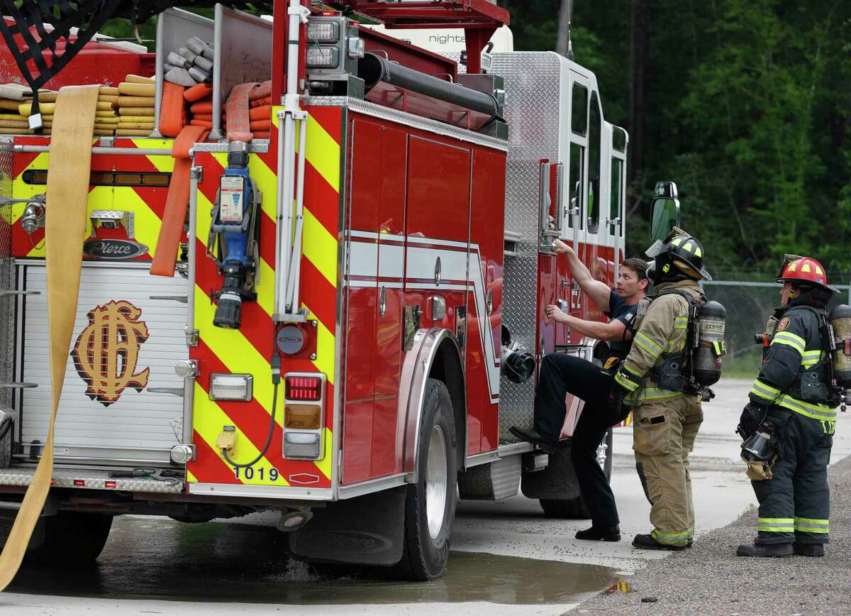 Conroe firefighters stay safe, protected while working under ...