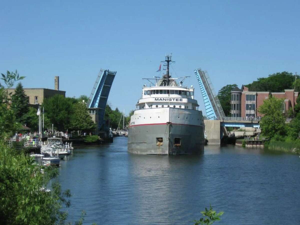 Manistee readers share photos of ships coming in