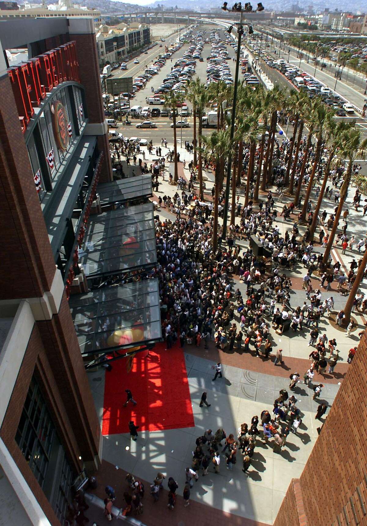 April 11, 2000: Pacific Bell Park opens — Dodgers edge Giants