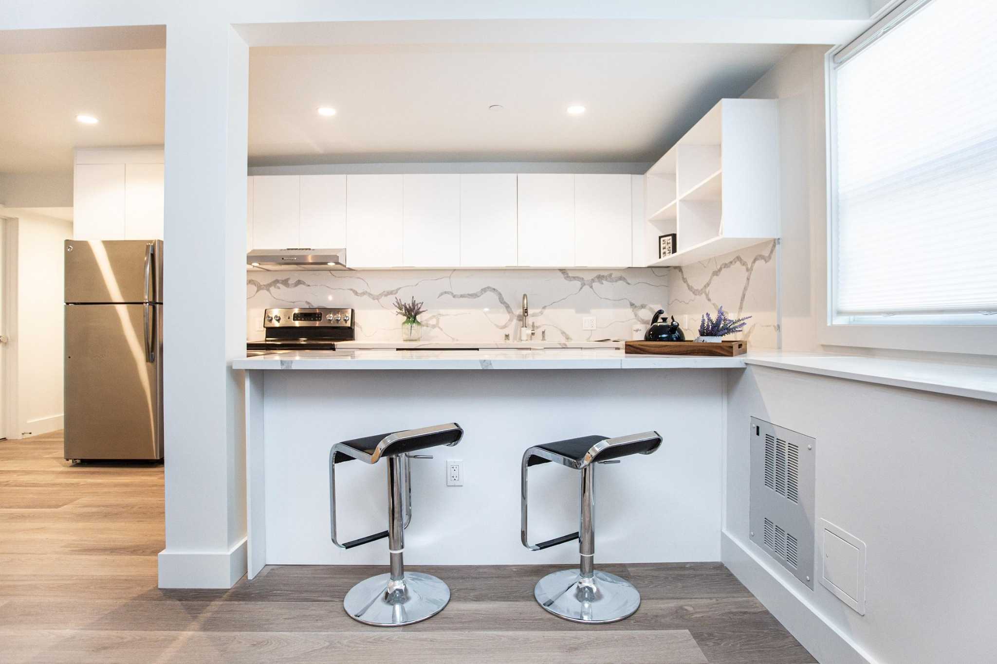 Designer Robin Randall offers an inspirational blend of new and old