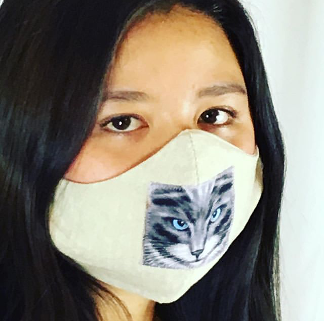 San Francisco, Bay Area wears protective and homemade masks