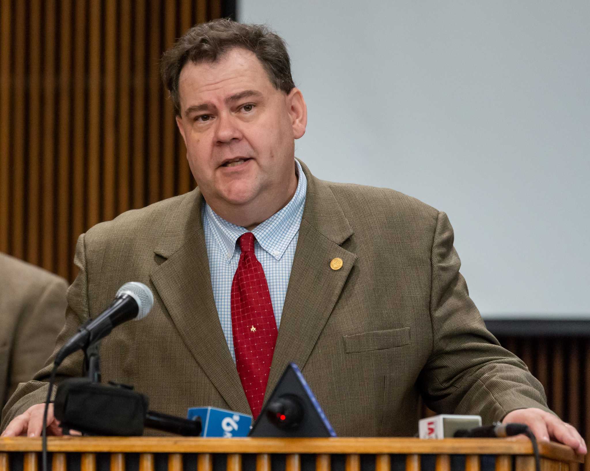 Jasper County approves donations, firearm trade-in for new gear