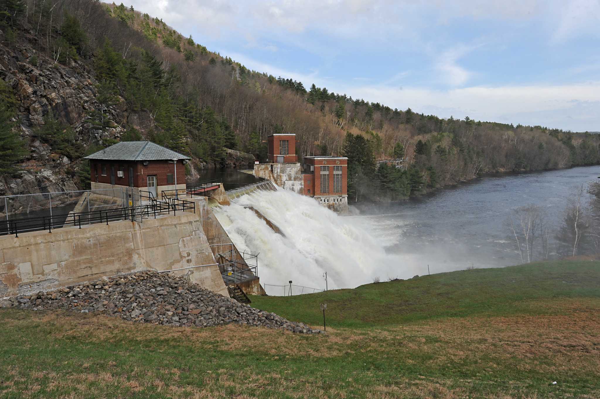 Lawmakers consider actions and funding for New York dam safety after ...