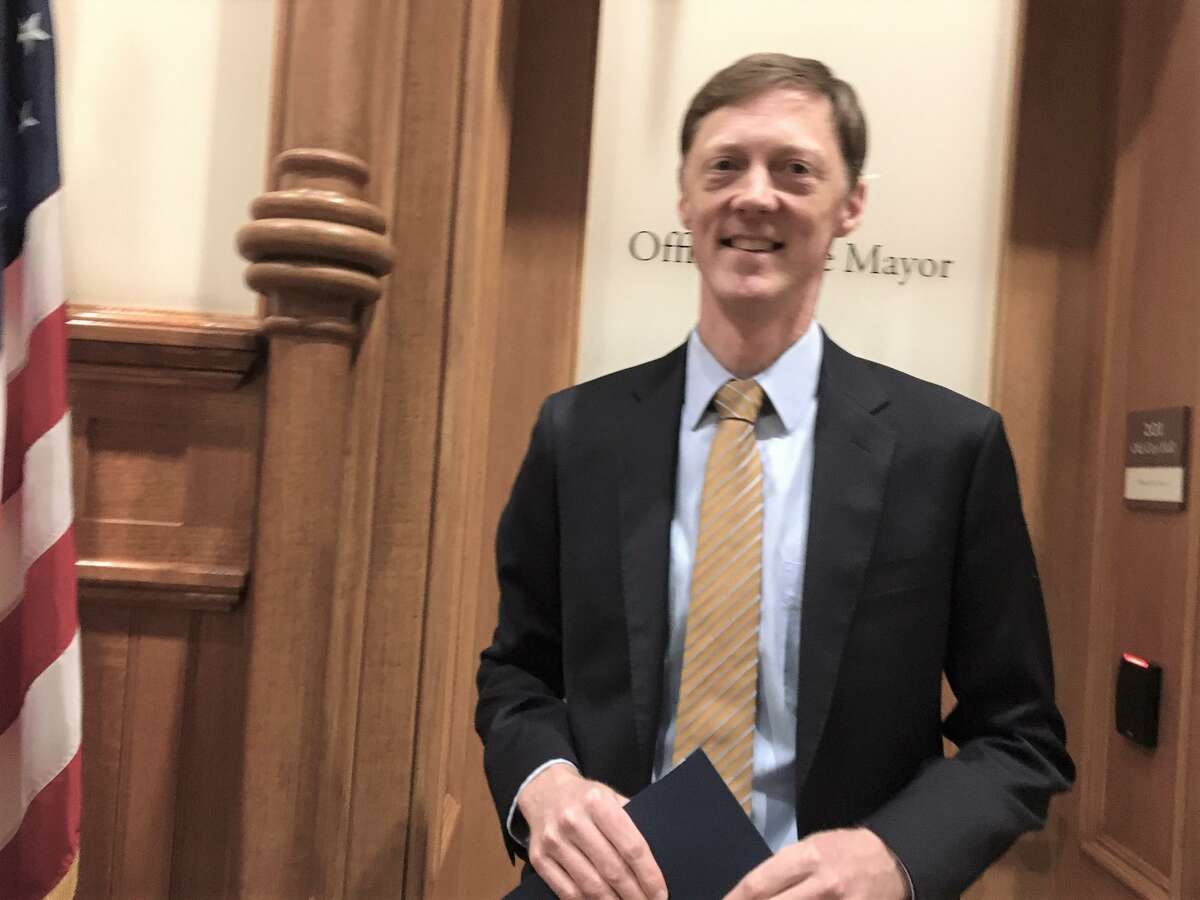 Becoming New Haven mayor amid a coronavirus crisis: Elicker's first 100 ...