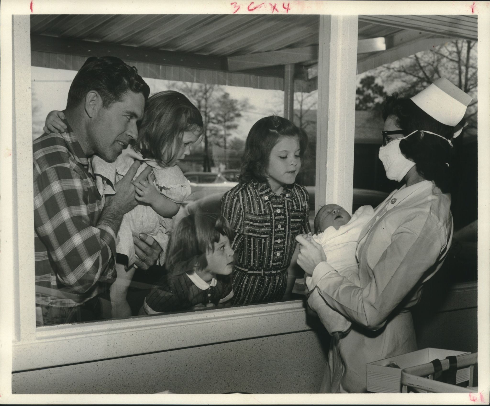 On the front lines: Vintage photos of Houston nurses show what it means ...