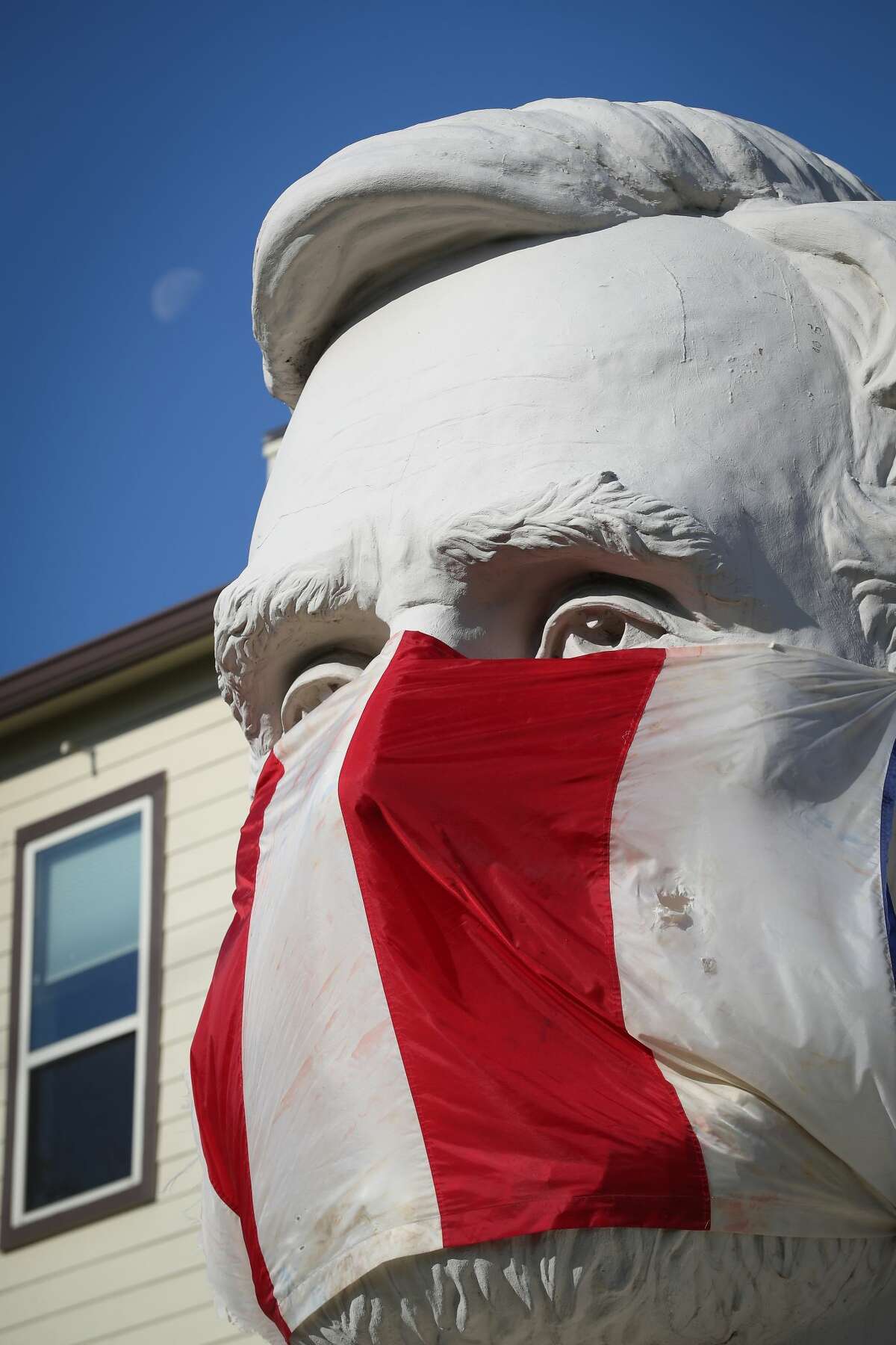 Houston's iconic Mount Rush Hour has a new pandemic-related twist