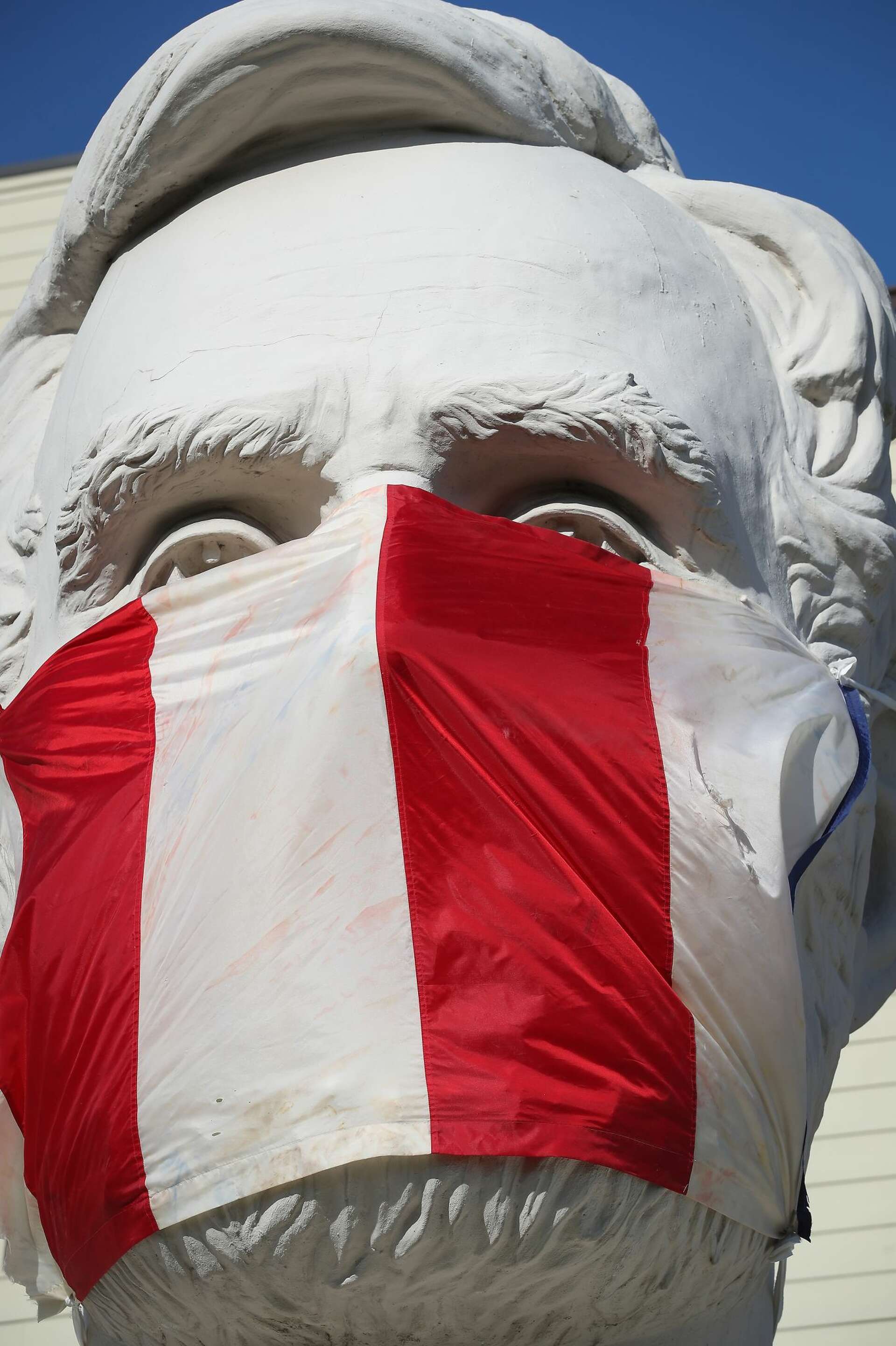 Houston's iconic Mount Rush Hour has a new pandemic-related twist