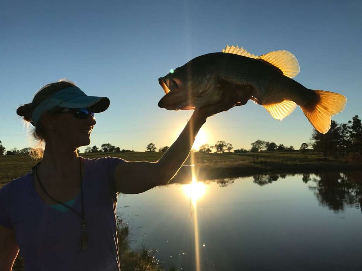 Houston angler Meredith McCord hooks 10-pound bass, possible record-breaker