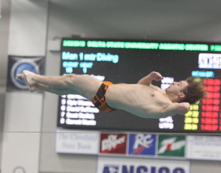 Undaunted Martin continues diving despite heart surgeries