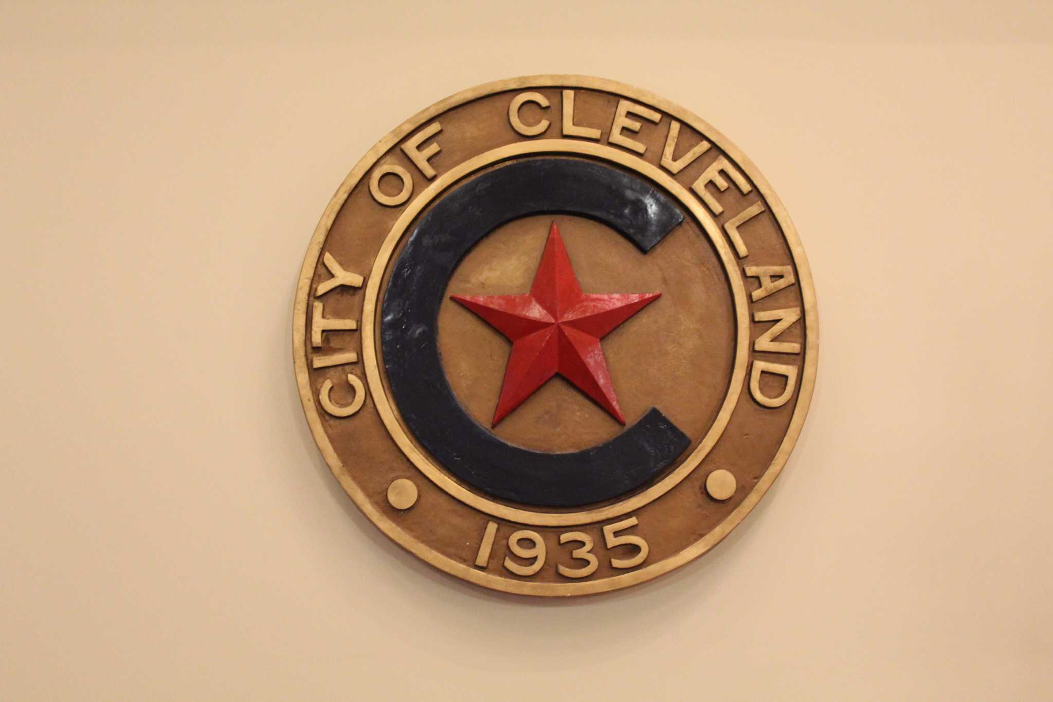 Cleveland city employees to continue receiving full pay while working ...