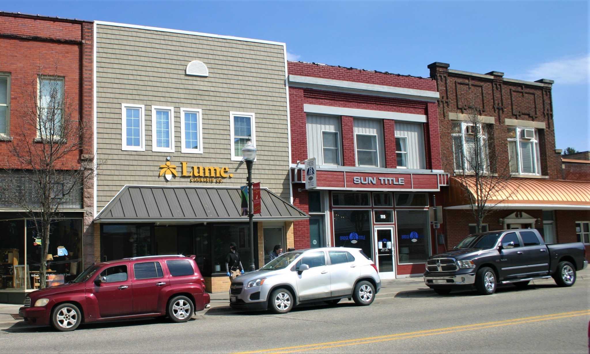 Pot sales thrive during coronavirus pandemic