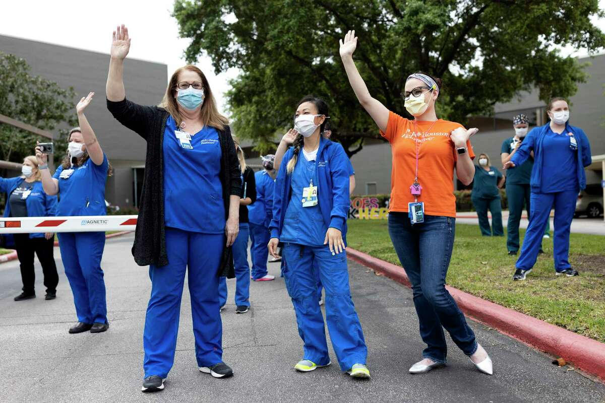 Dozens surround Conroe hospital in prayer and support for staff