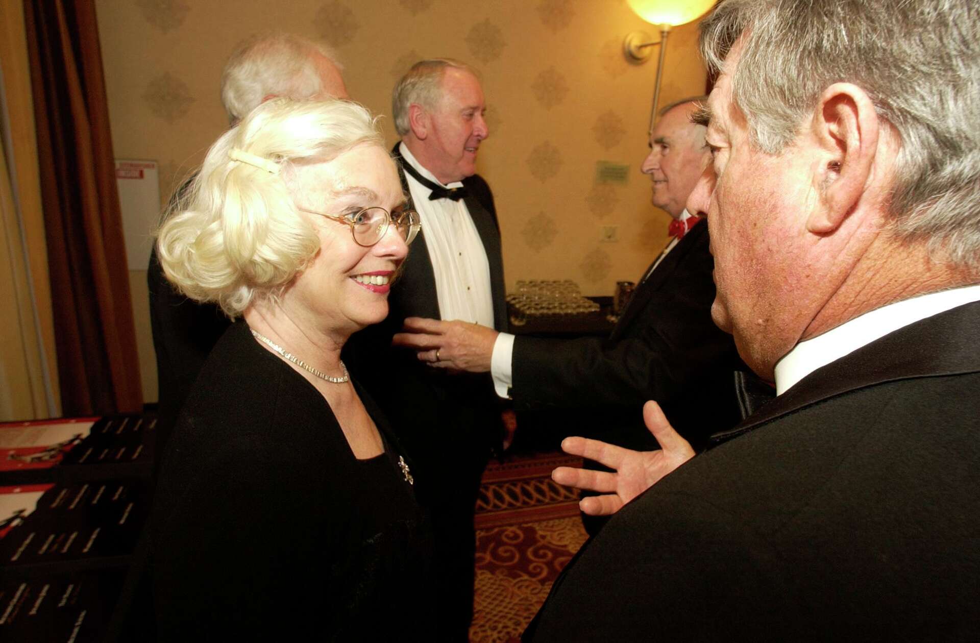 Carin Cone: First UH athlete to grace the cover of Sports Illustrated