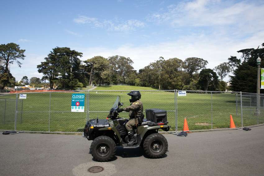 COVID-19 douses 4/20 celebration at San Francisco's Hippie Hill