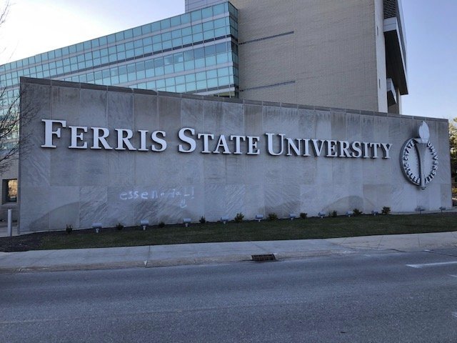 Vandals graffiti misspelled word on Ferris State sign