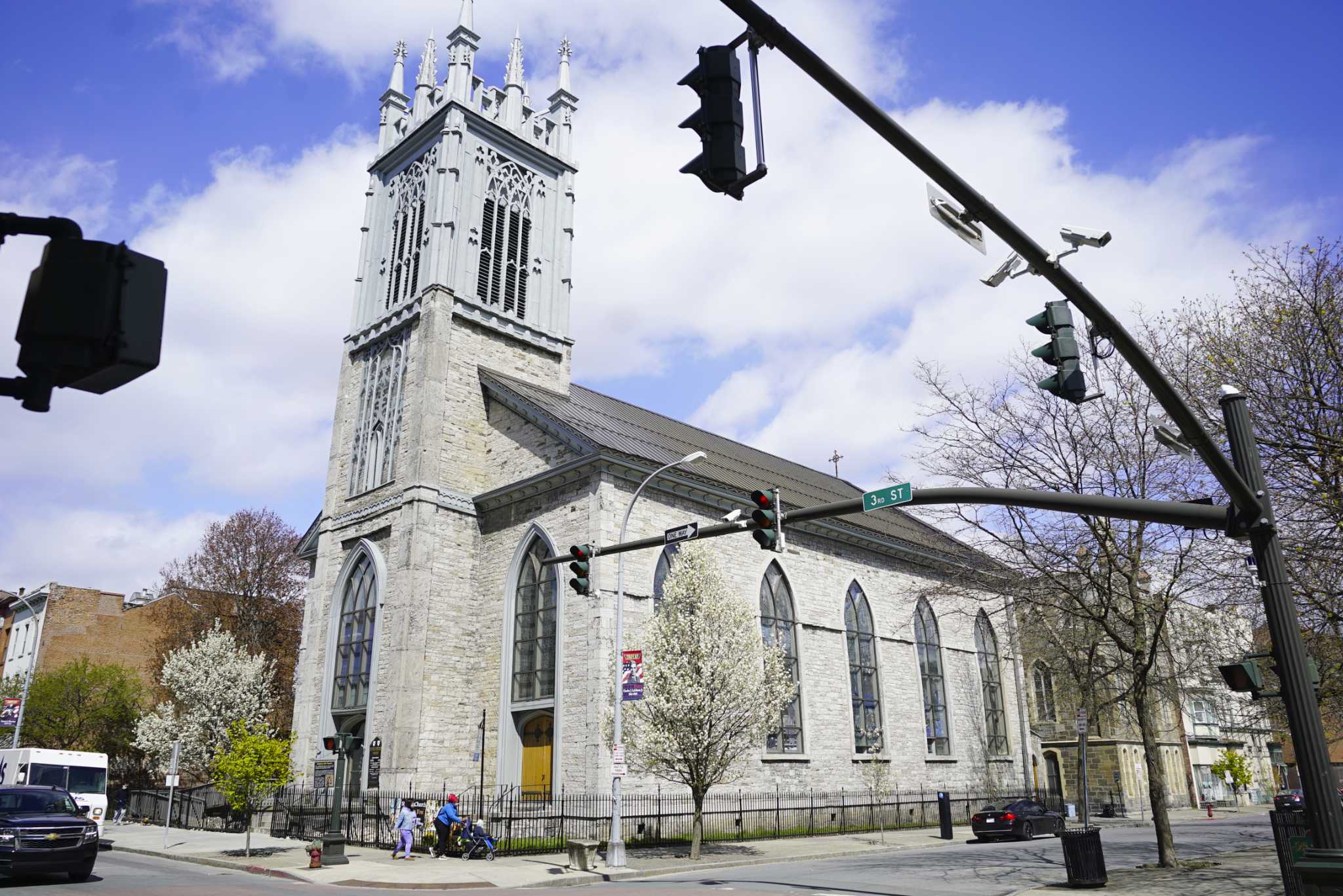 Troy churches ring bells Thursday to show solidarity during pandemic