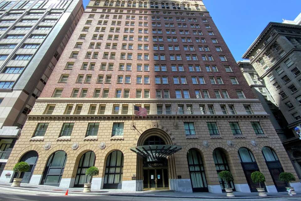 A disturbing stroll through San Francisco's shuttered hotels