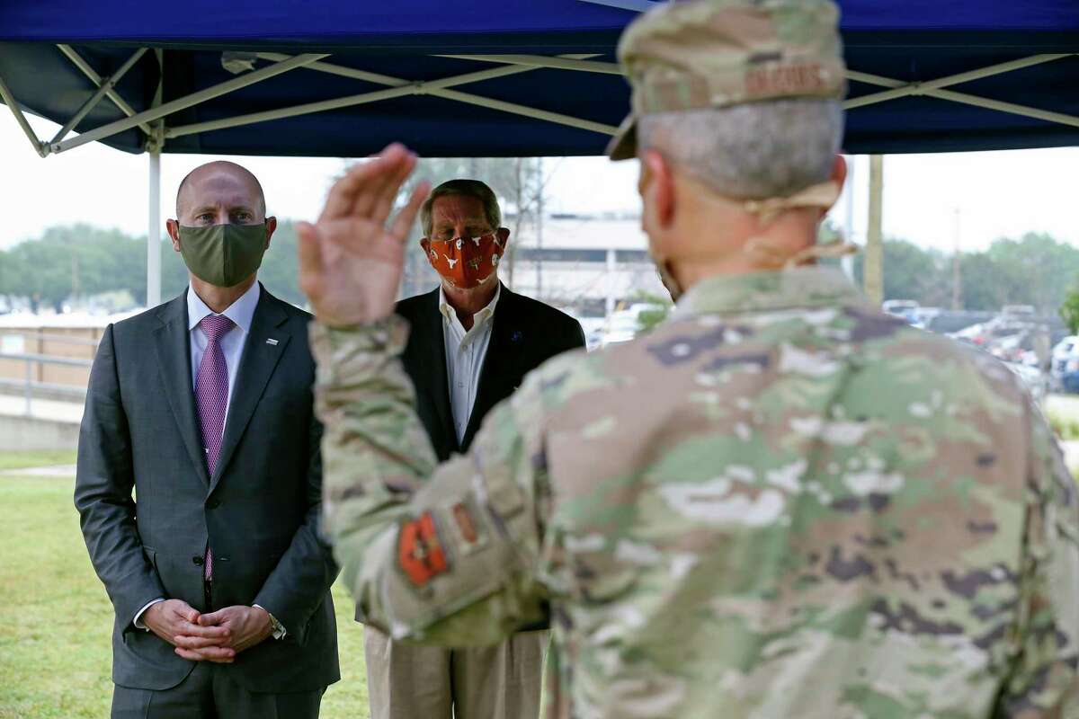 Enough coronavirus-positive recruits in San Antonio could stop training ...