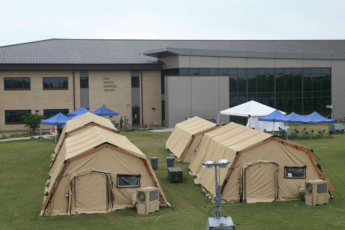 Enough coronavirus-positive recruits in San Antonio could stop training ...