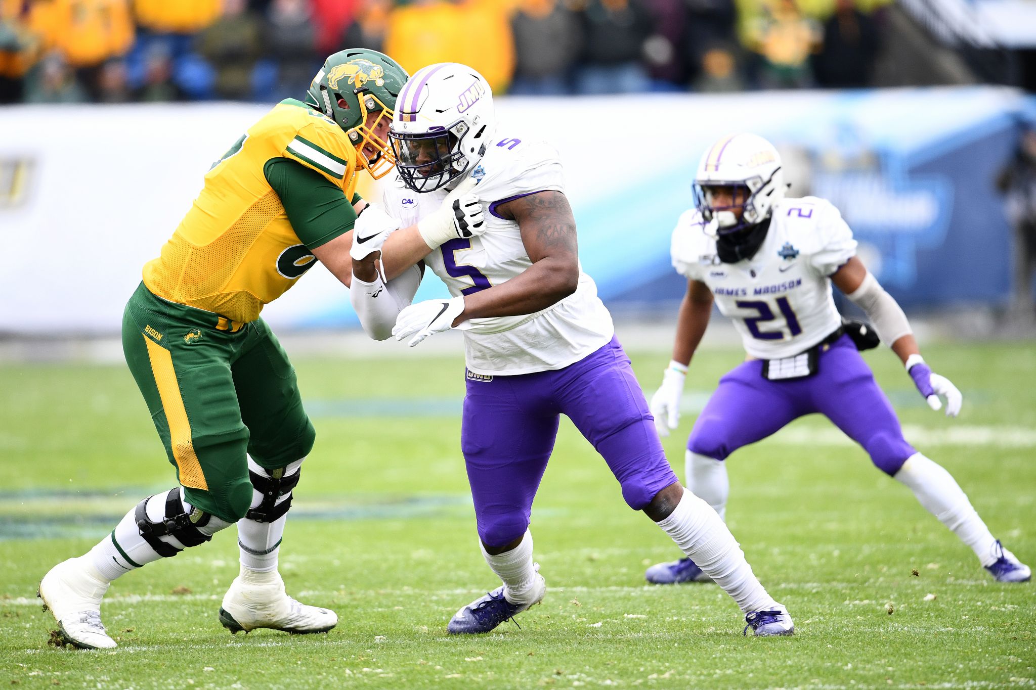 Texans interested in James Madison pass rusher Ron'Dell Carter