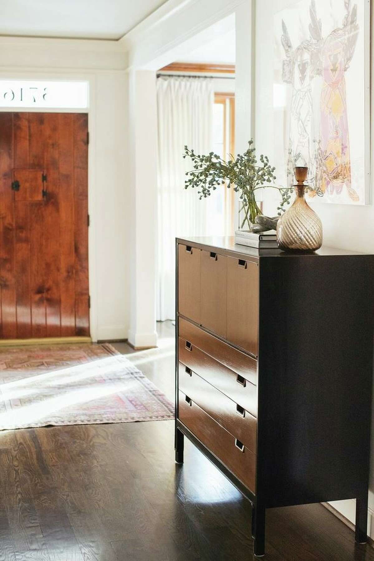 Fashion-forward woman injects runway style into new décor