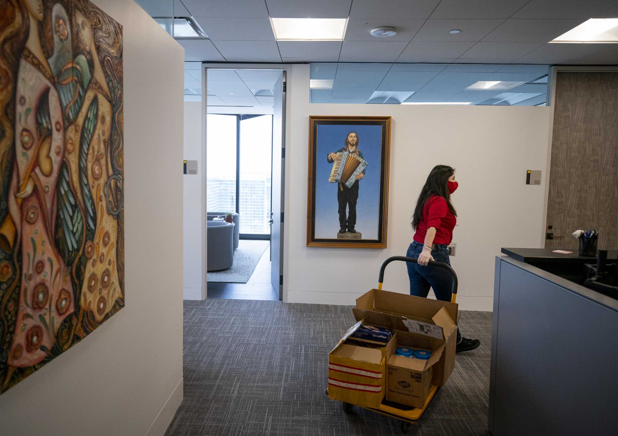 Houston companies prepare for return to office after Abbott reopens ...