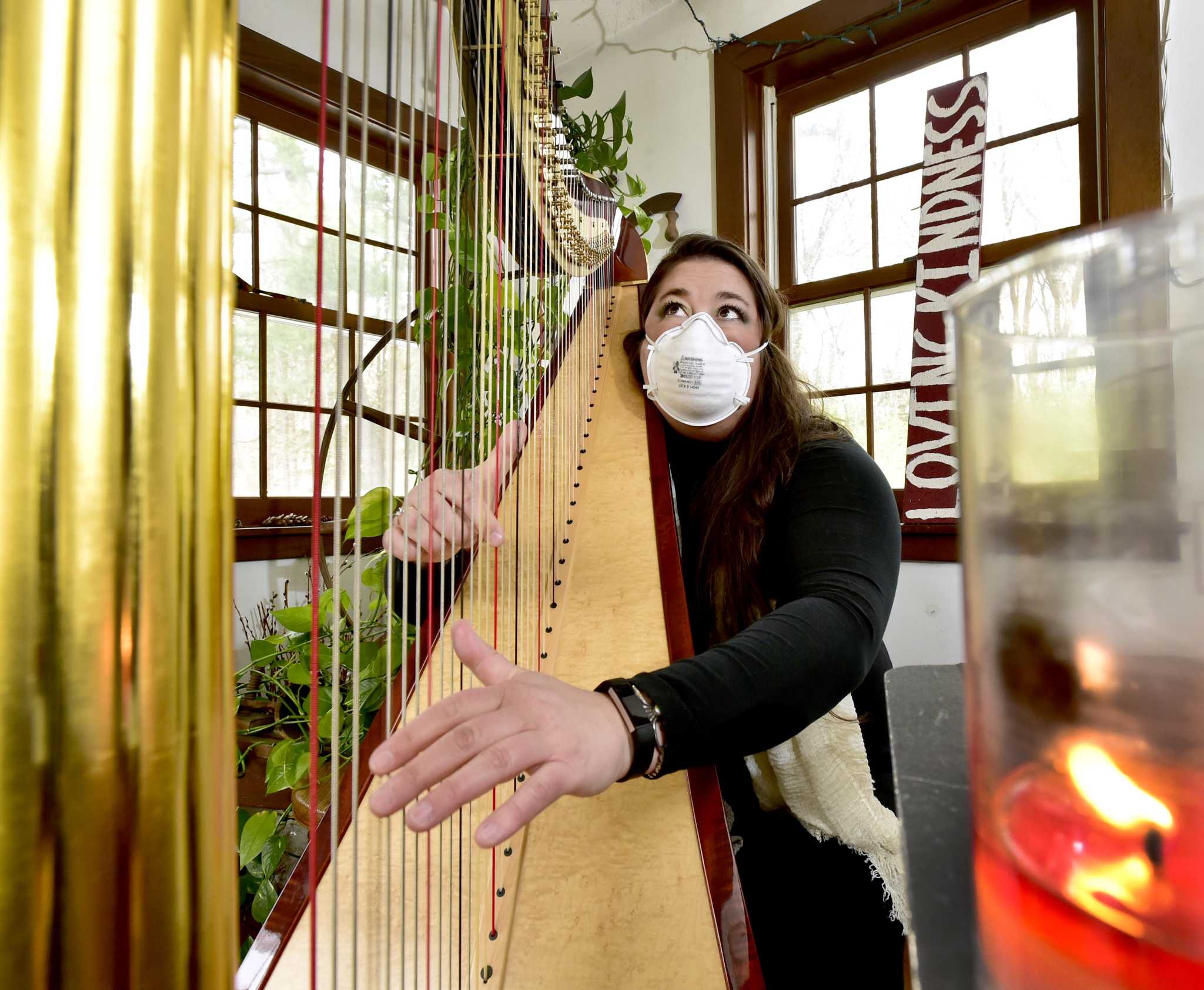 CT harpist livestreaming positive vibes during coronavirus pandemic
