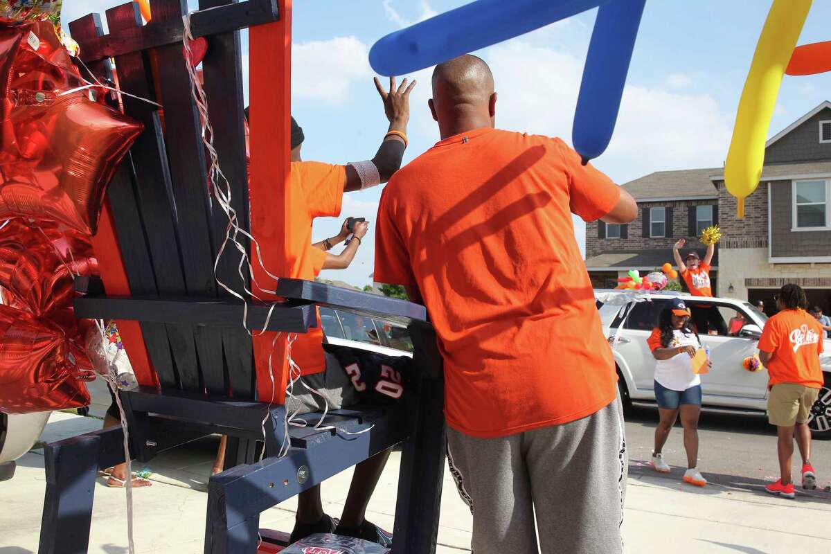 Judson High school throws drive-by birthday parade for student