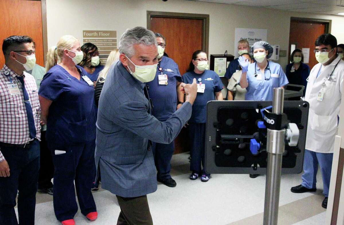 Basketball coach offers thanks to San Antonio hospital for life-saving ...