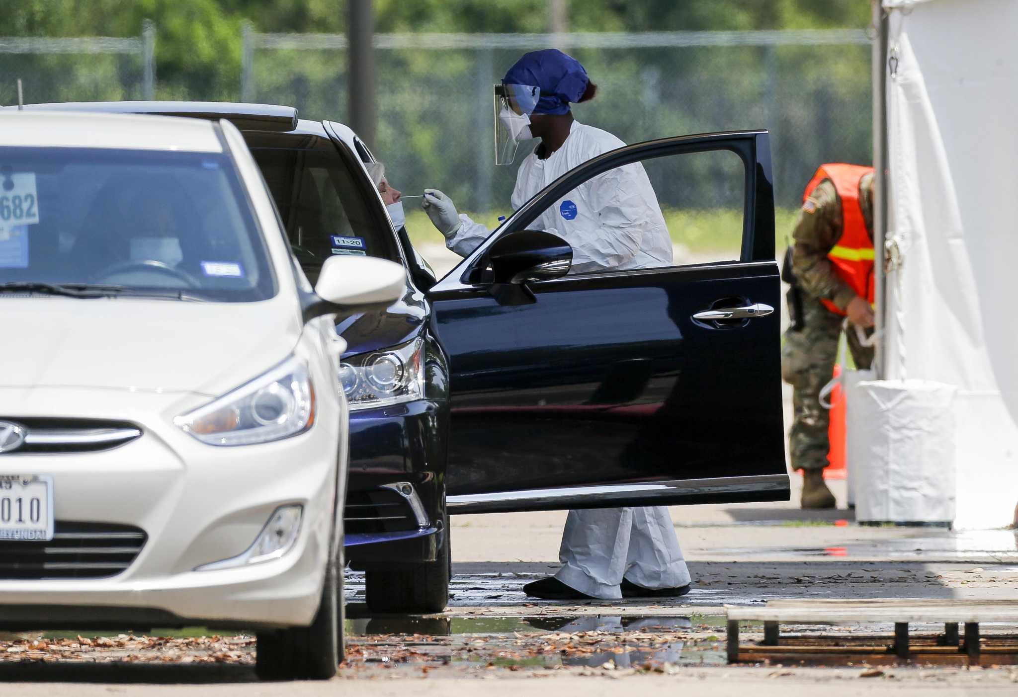 Pop-up COVID-19 testing site opens in Sunnyside