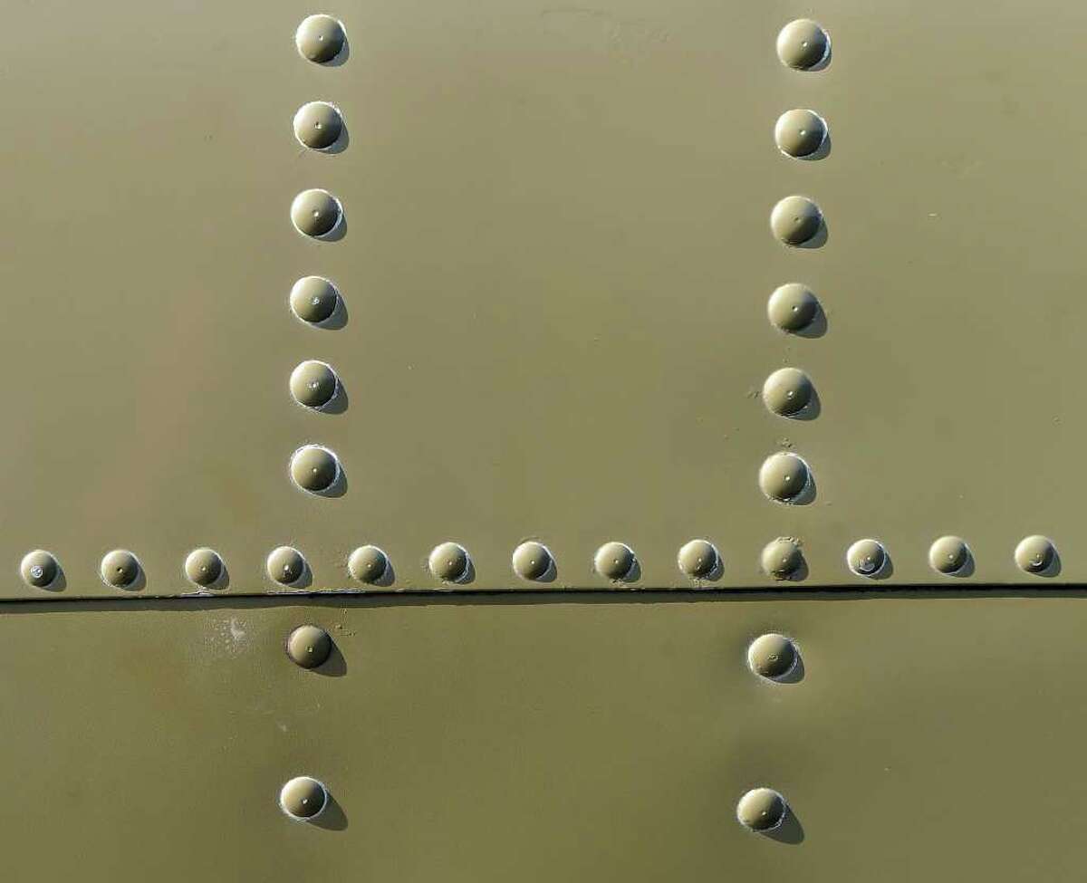 WWII aircraft bring back memories for veterans during show